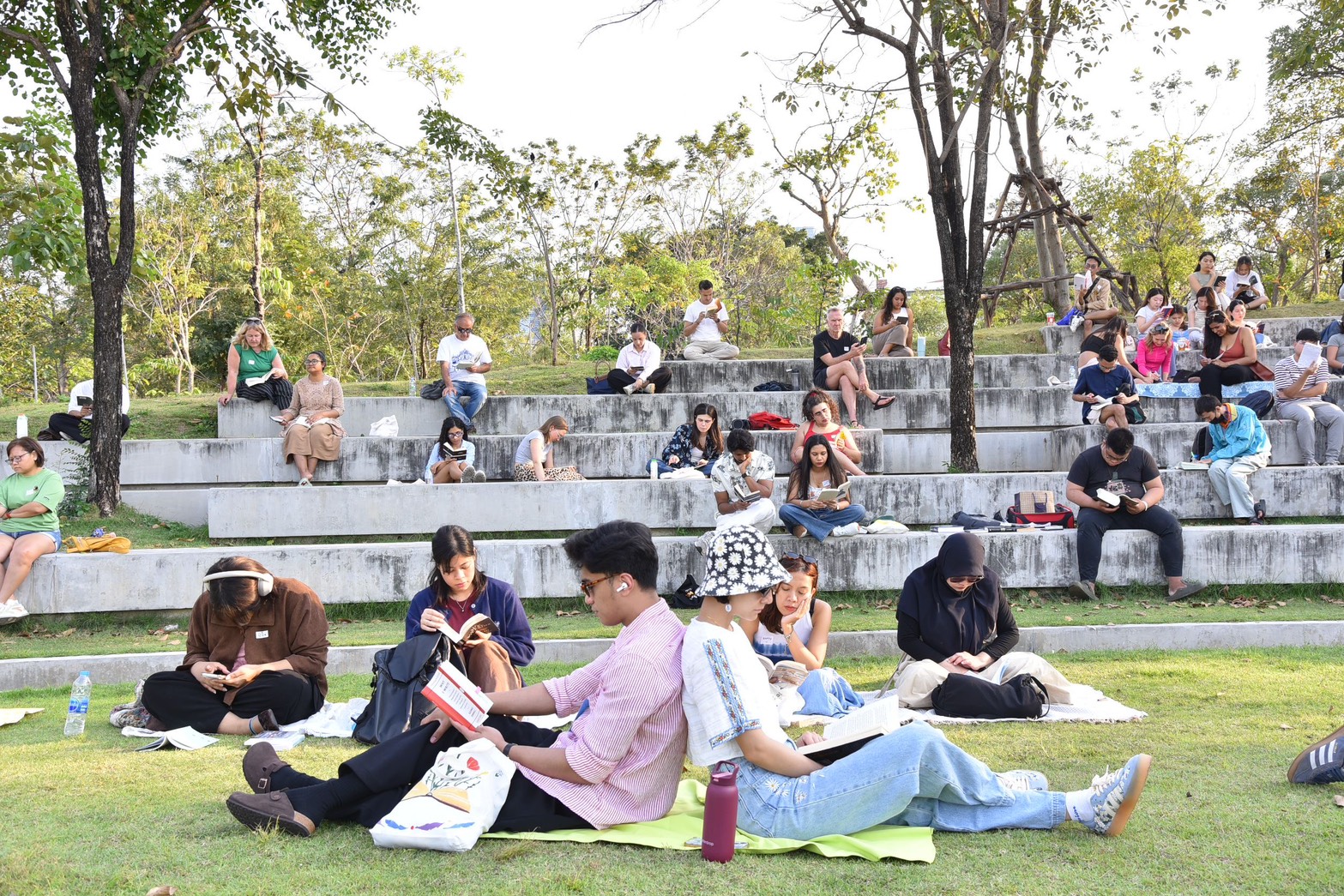 Unplug at Benchakitti: BMA Invites Citizens to Switch Off Signals for ...